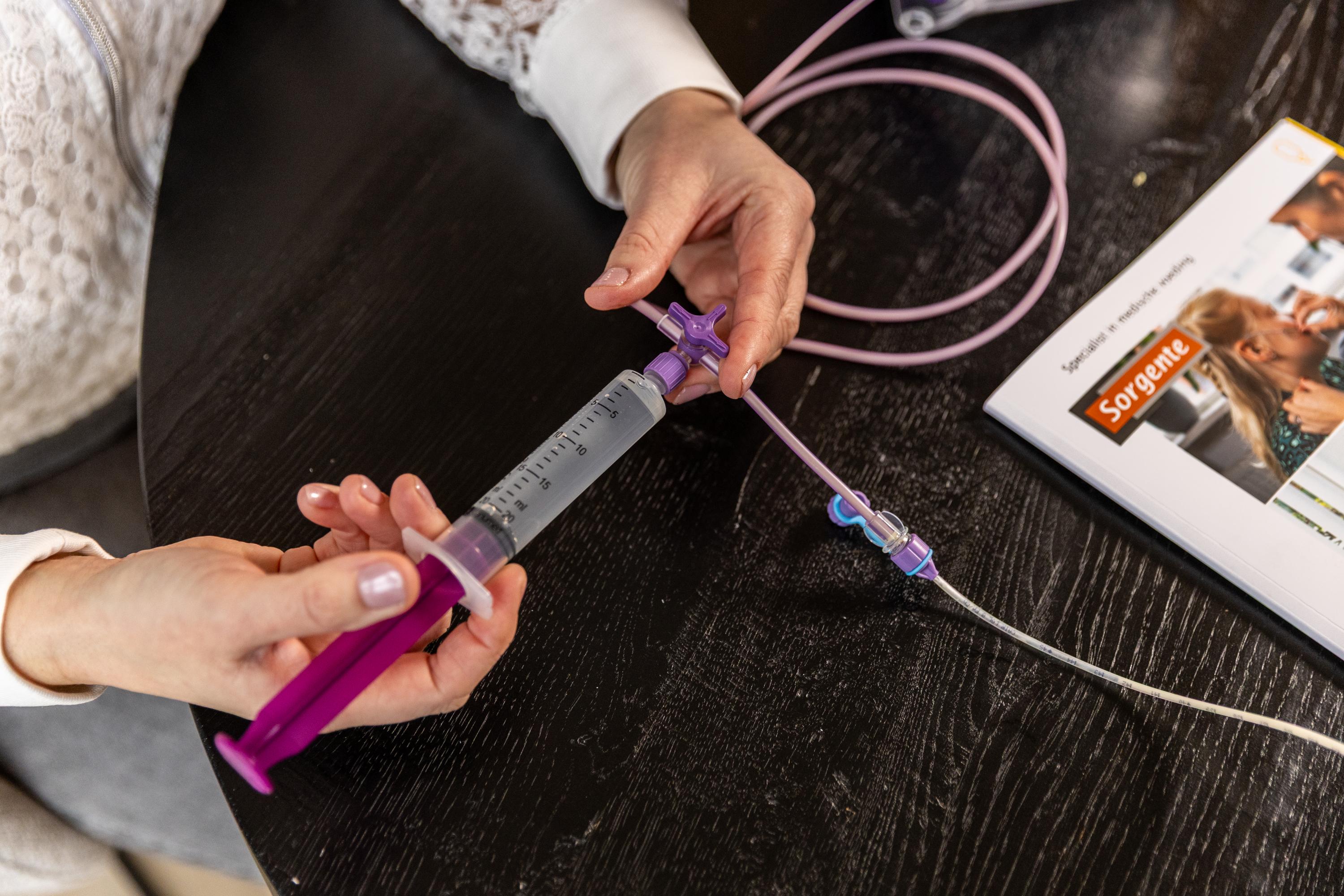 Complicaties bij het gebruik van sondevoeding: oorzaken én oplossingen ...